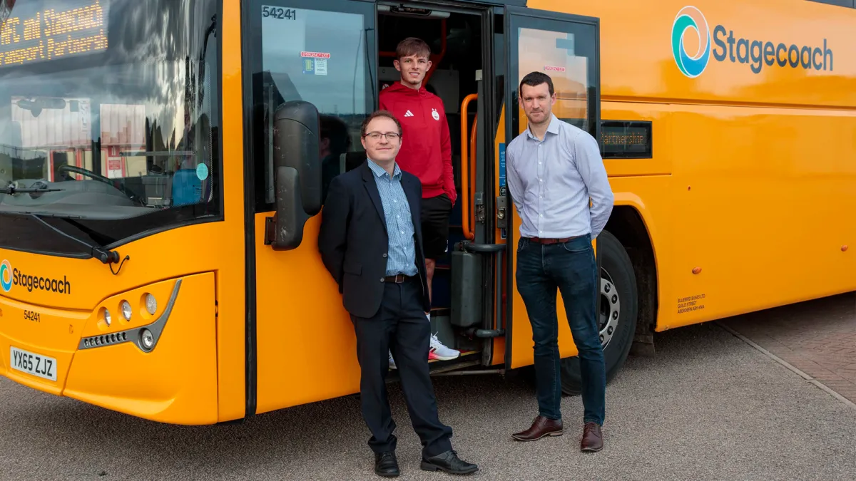 Aberdeen FC - STAGECOACH & ABERDEEN FC TEAM UP TO ENCOURAGE DONS FANS ...