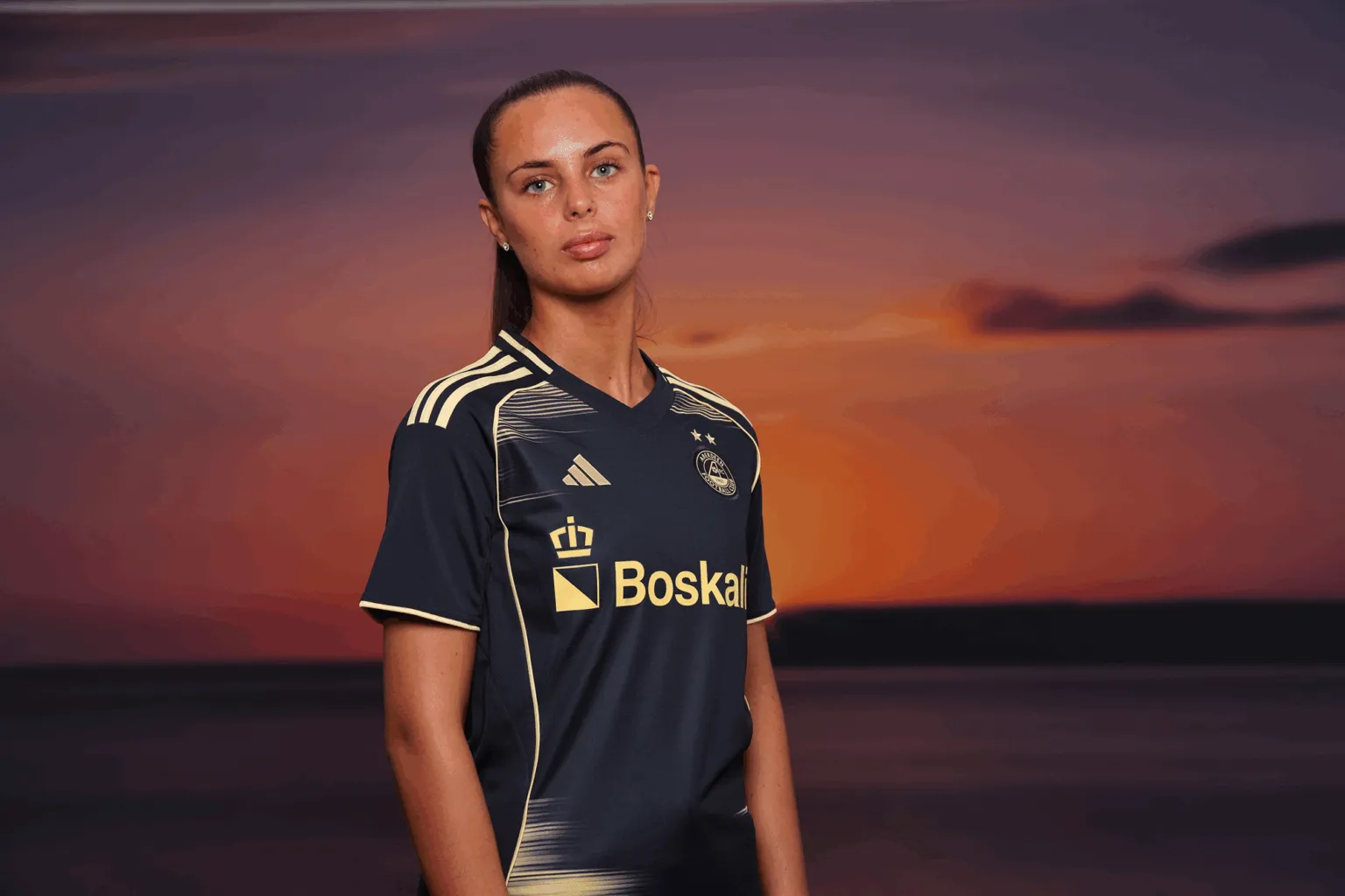 Aberdeen FC - The North Sea Kit | 25/26 Away Kit On Sale Now